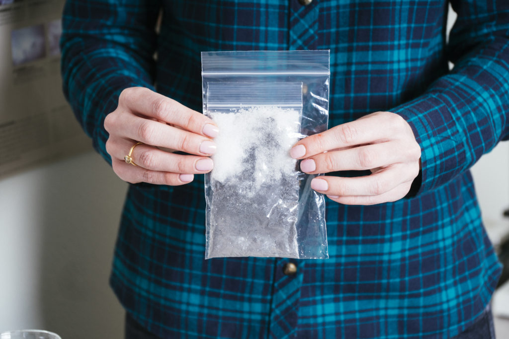 How to Make DIY Hand Warmers - instant hot hands with science!